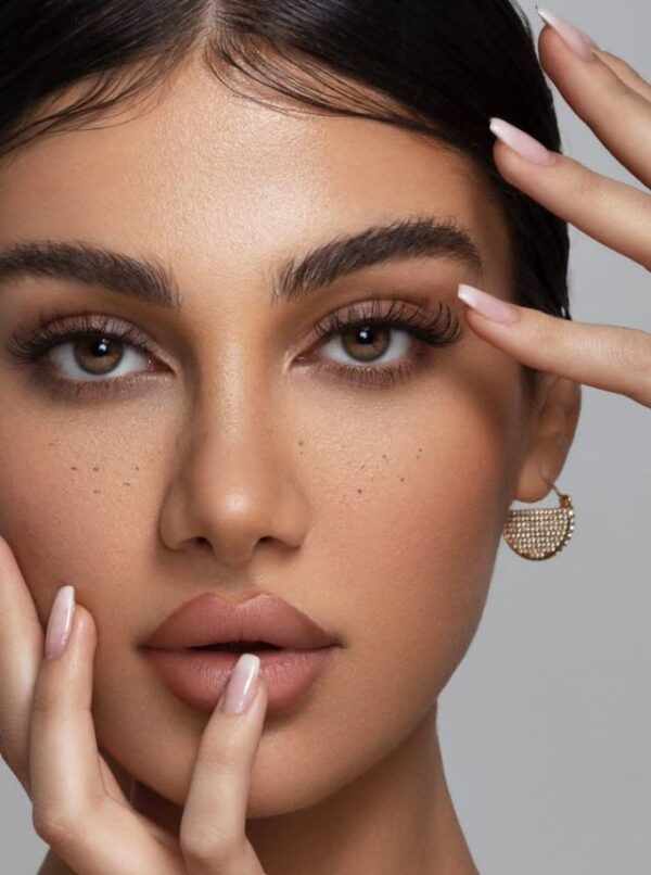 #1 Best Eyelashes Brand in India | Wink Lashes